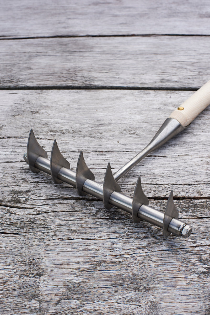Scarifying Rake – Better Things For the Garden